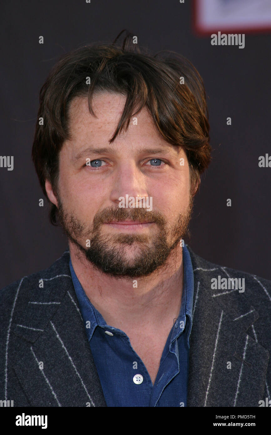 "Ladder 49" Premiere 9-20-2004 Tim Guinee Photo by Joseph Martinez ...