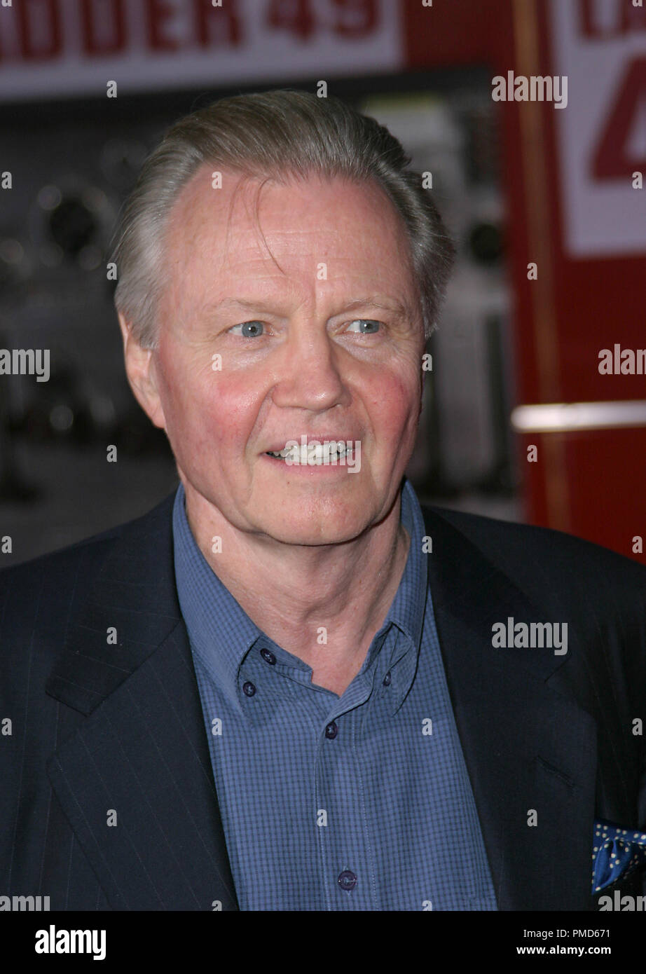 "Ladder 49" Premiere 9-20-2004 Jon Voight Photo by Joseph Martinez ...