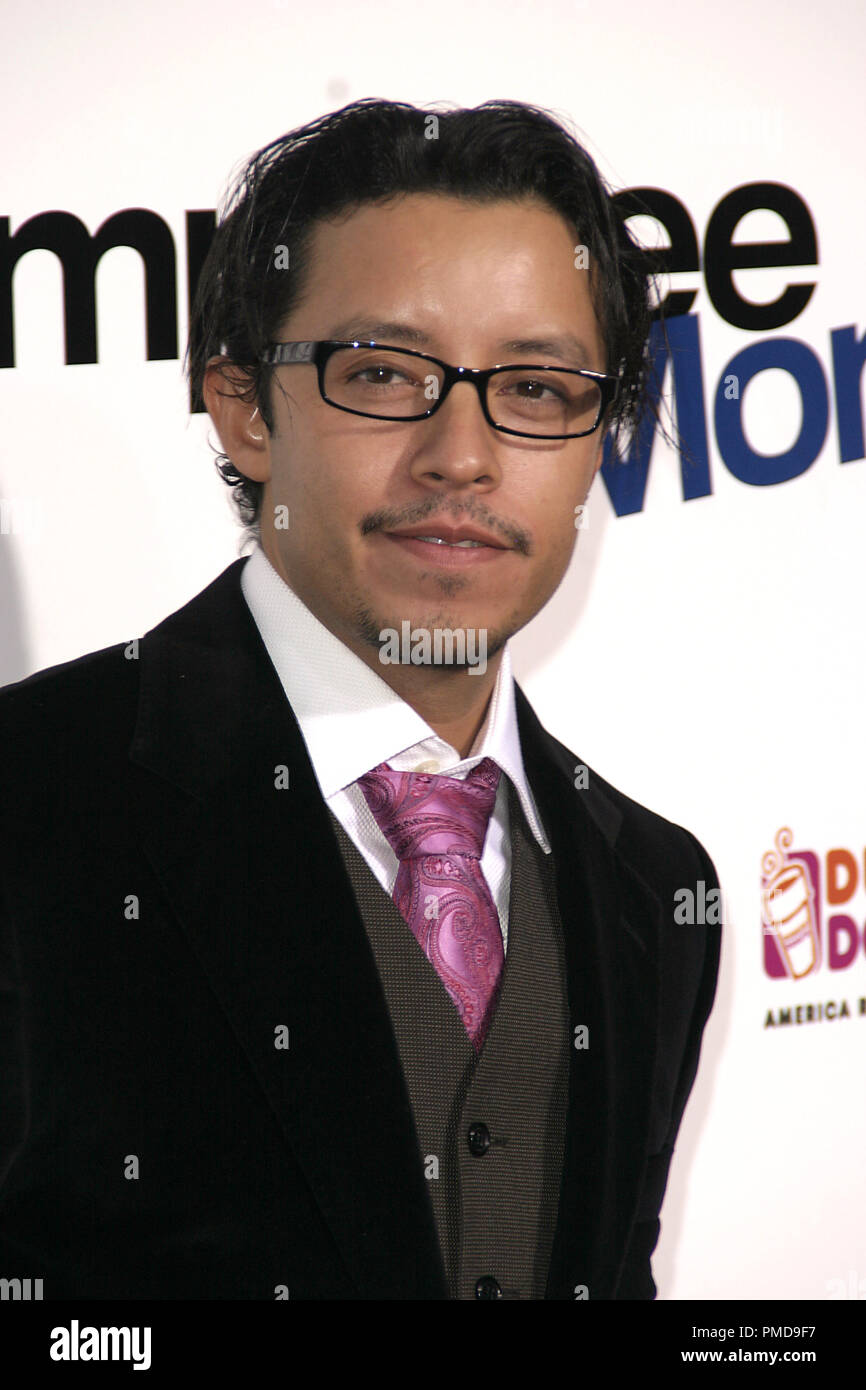 "Employee of the Month" (Premiere) Efren Ramirez 09-19-2006 / Mann's ...