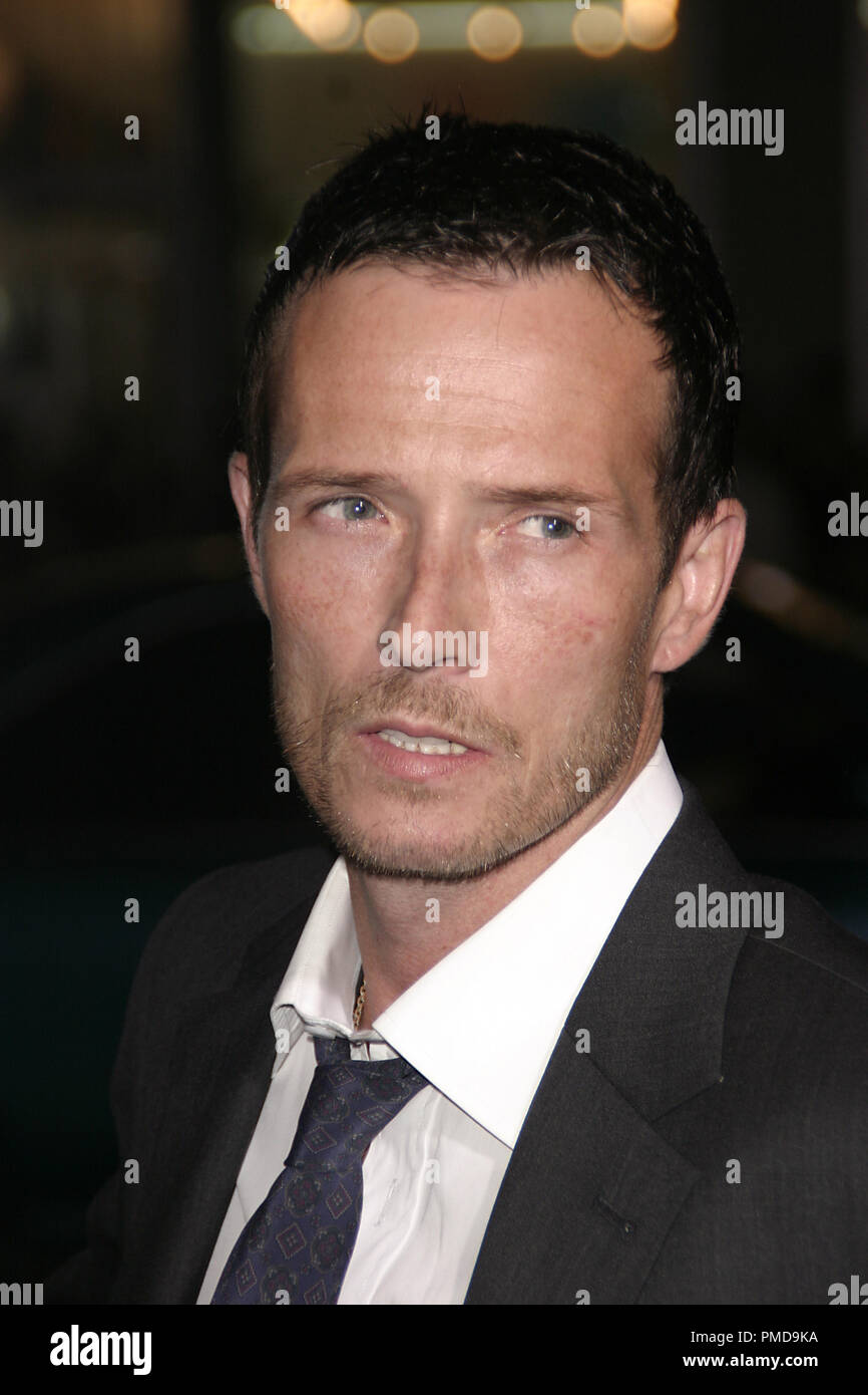 "Employee of the Month" (Premiere) Scott Weiland 09-19-2006 / Mann's ...