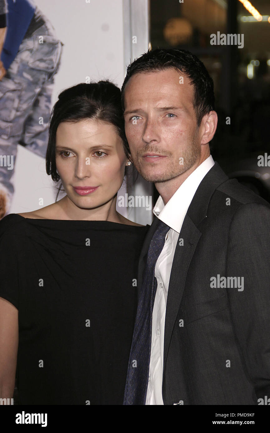 Scott Weiland Wife 2022