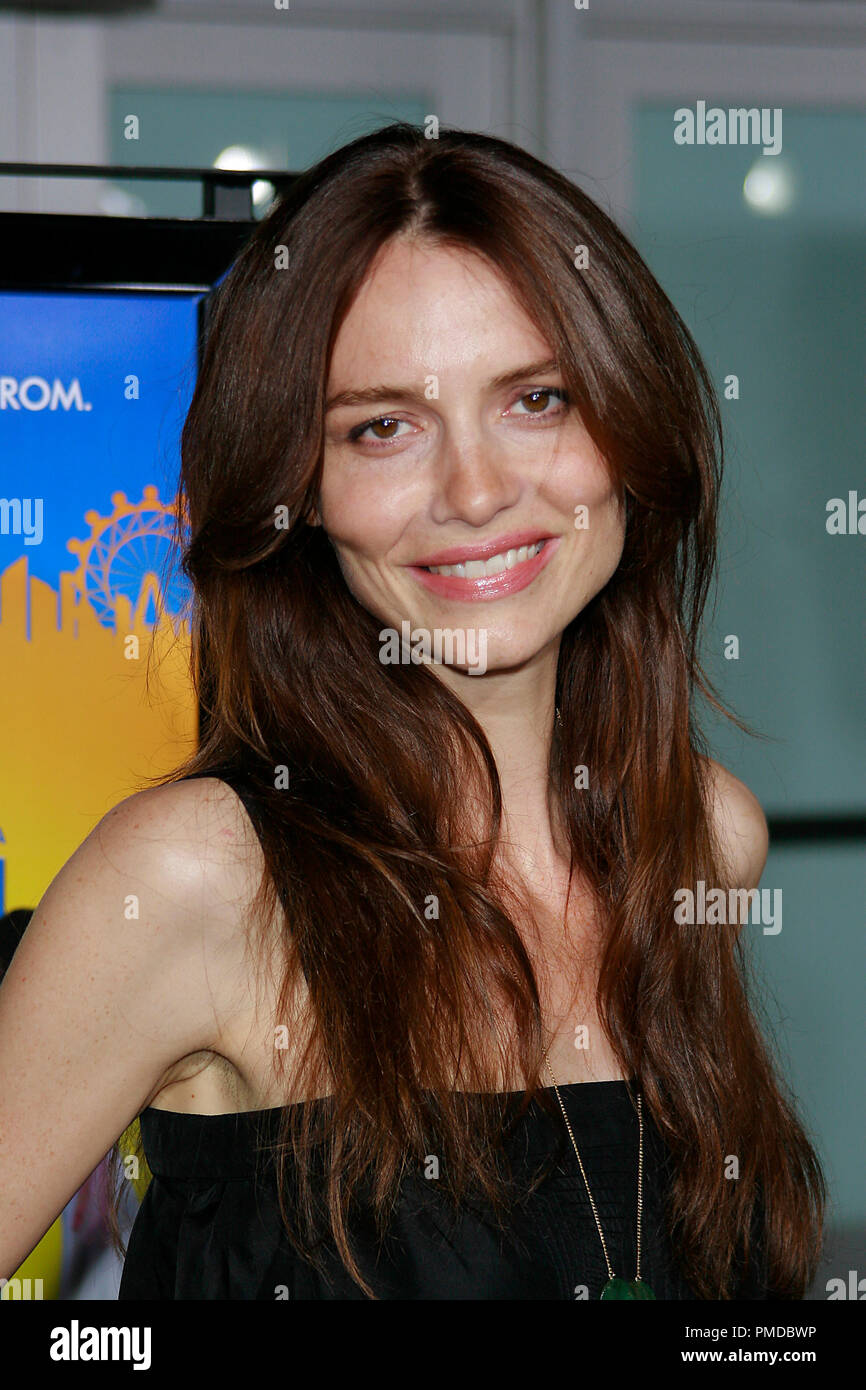 "Run, Fat Boy, Run" Premiere Saffron Burrows 3-24-2008 / Arclight ...