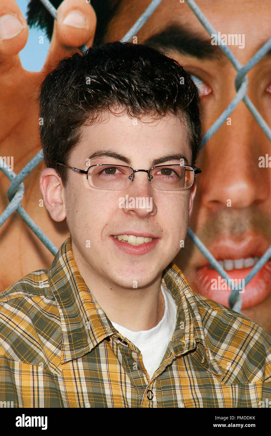 Christopher Mintz Plasse Smoking