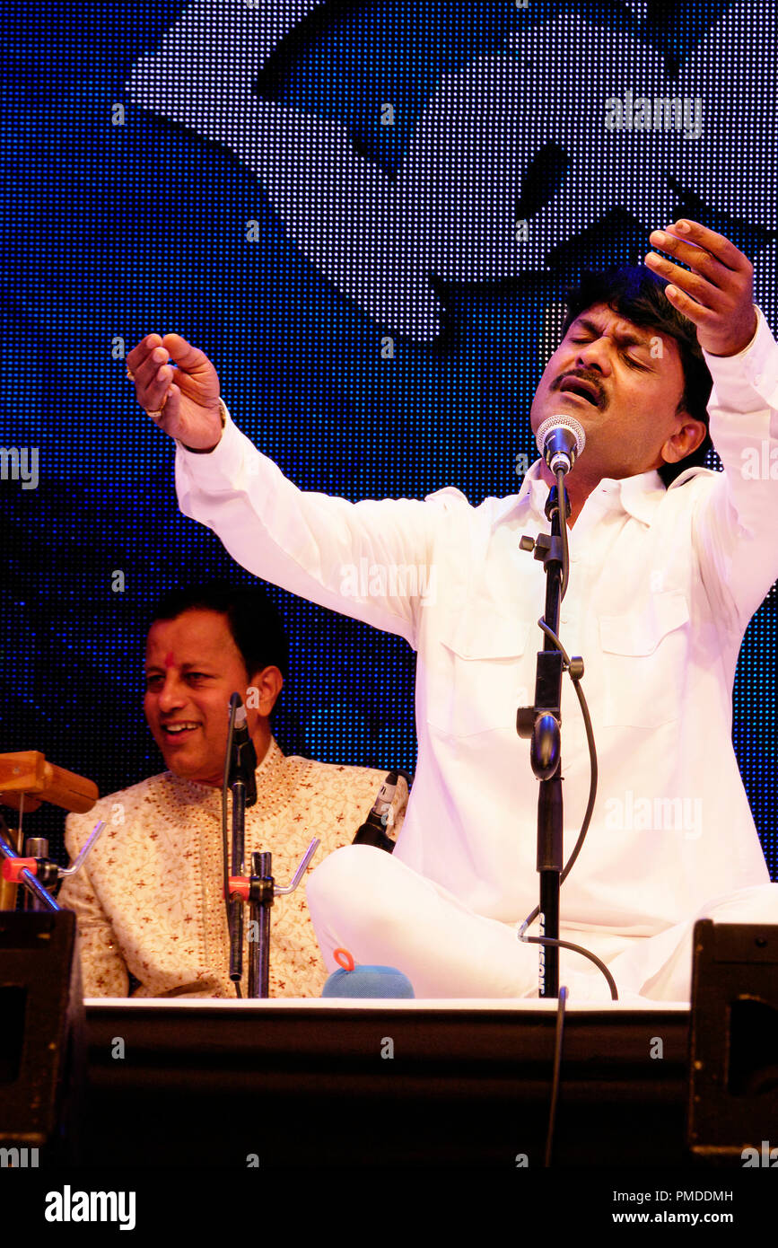 Kabir festival mumbai hi-res stock photography and images - Alamy