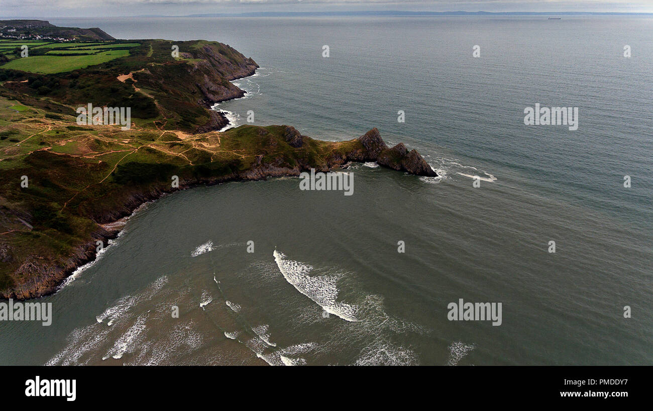 Three cliffs bay hi-res stock photography and images - Alamy
