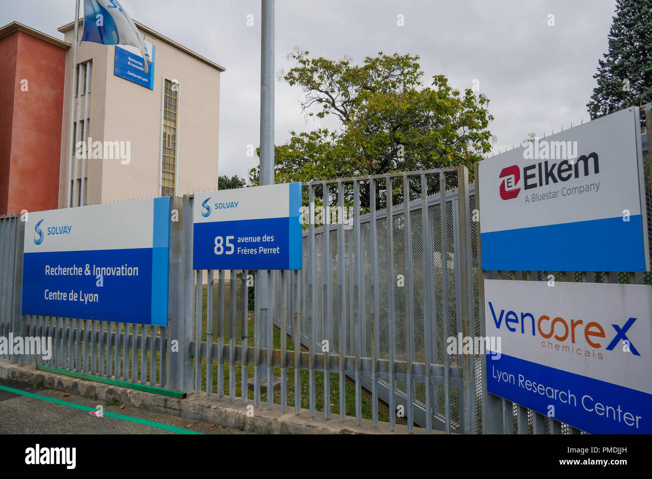 Solvay Research and Innovation Center, Saint-Fons, France Stock Photo ...