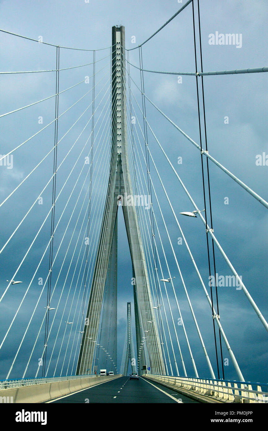 The Normandy Bridge ("pont de Normandie"), cable-stayed road bridge ...