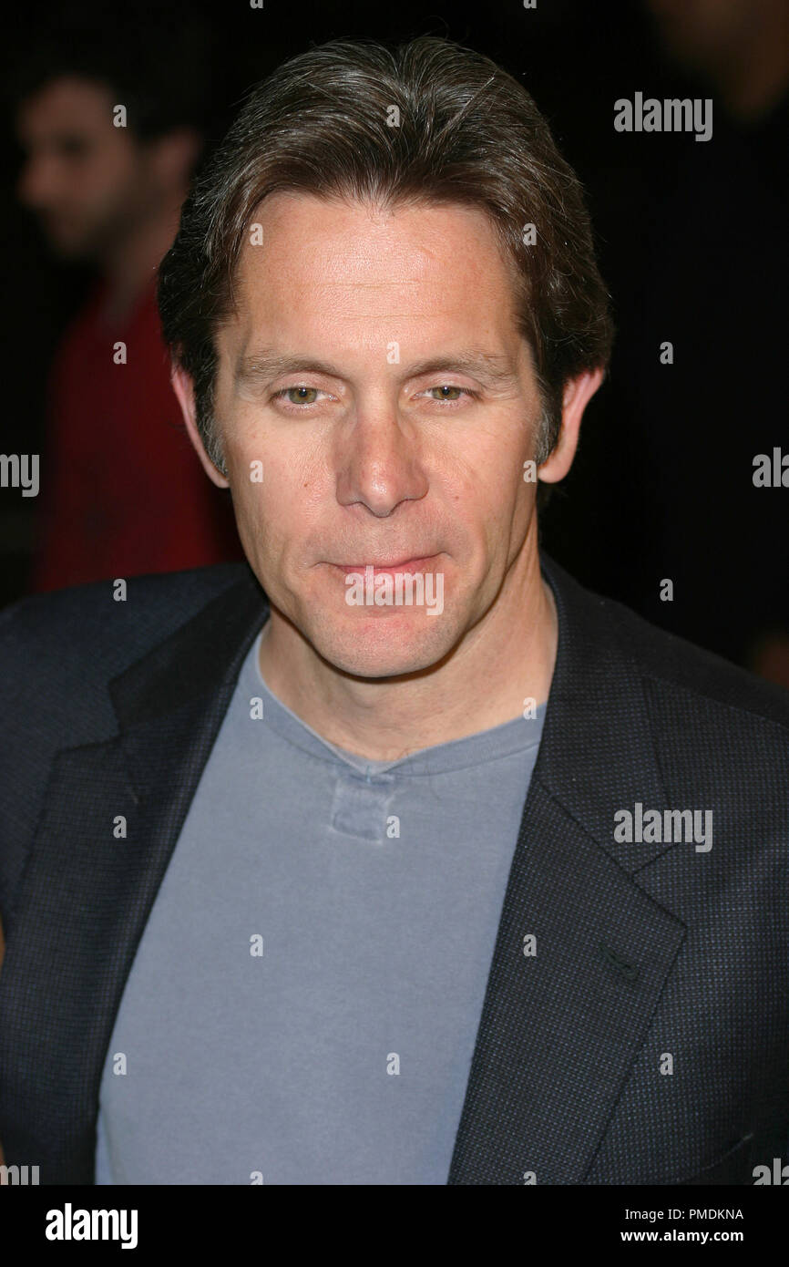 Win a Date with Tad Hamilton Premiere 1-9-04 Gary Cole Photo By Joseph ...