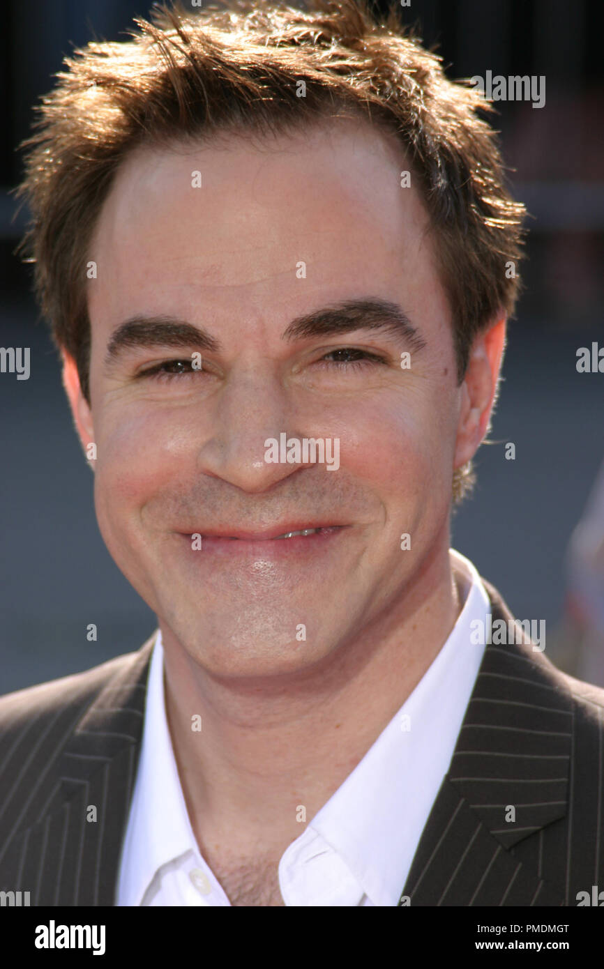 "The Stepford Wives" Premiere 6-6-2004 Roger Bart Photo by Joseph ...