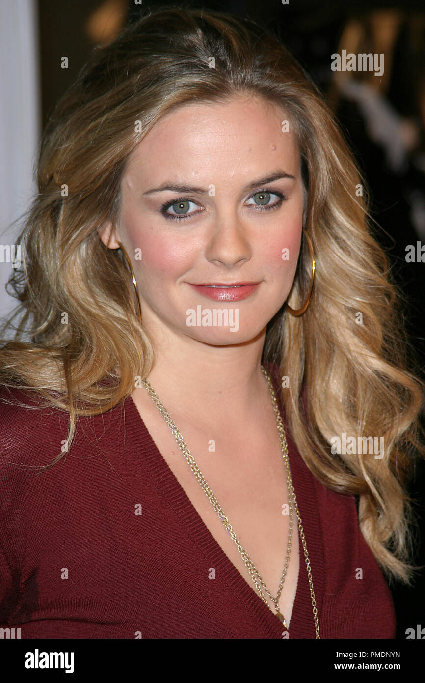 "Ray" Premiere Alicia Silverstone October 19, 2004 Photo by Joseph ...