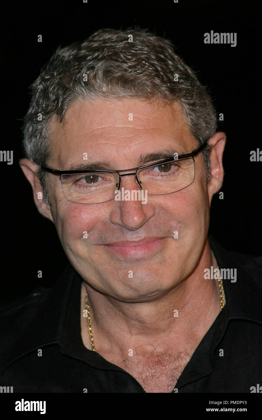 "Finding Neverland" Premiere 11-11-2004 Michael Nouri Photo by Joseph ...