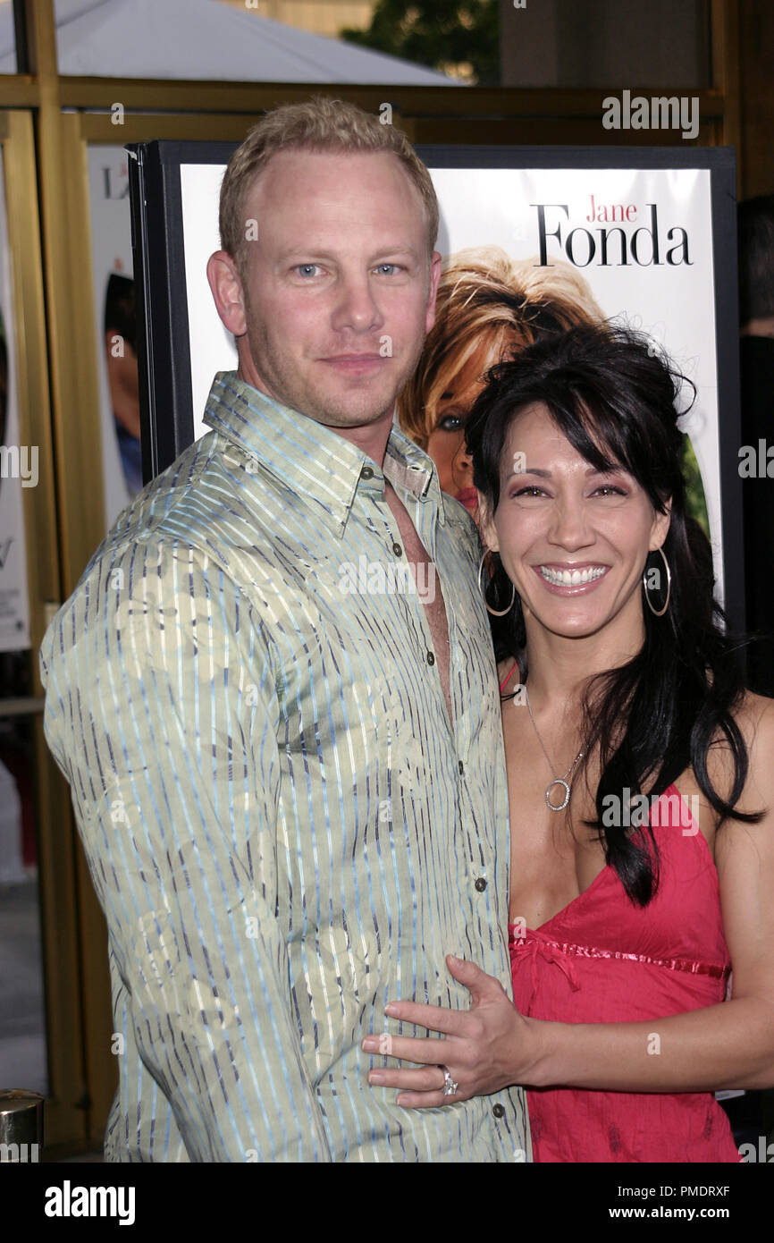 Monster-in-Law (Premiere) Ian Ziering, Lisa Ragland 04-29-2005 / Mann ...