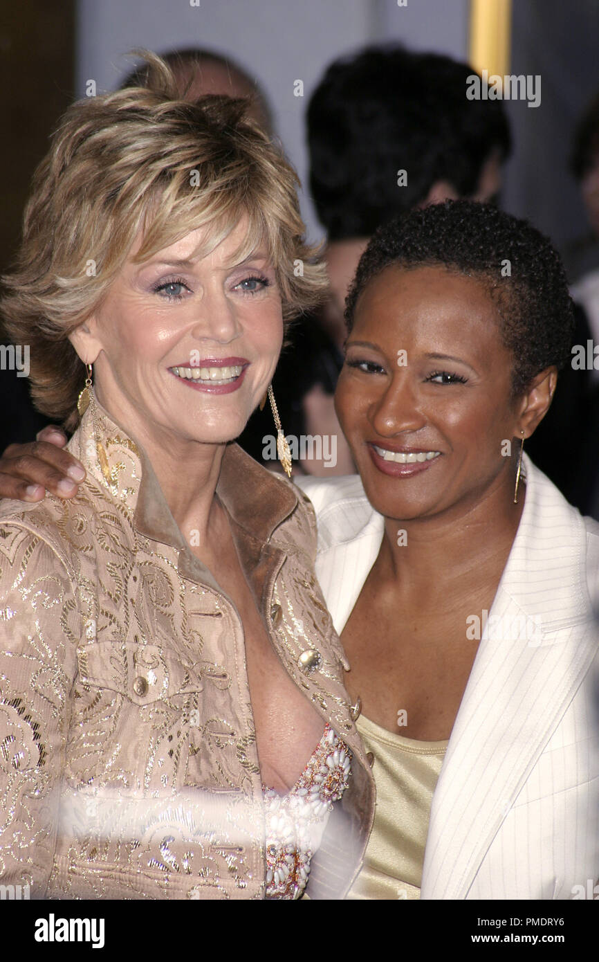 Jane fonda and wanda sykes hi-res stock photography and images - Alamy