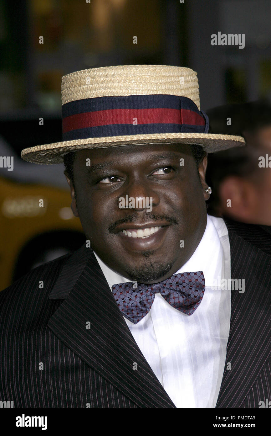 Straw hait hi-res stock photography and images - Alamy