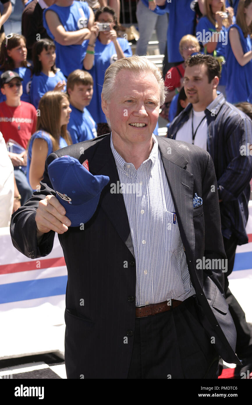 "Herbie: Fully Loaded" (Premiere) Jon Voight 06-19-2005 / El Capitan ...