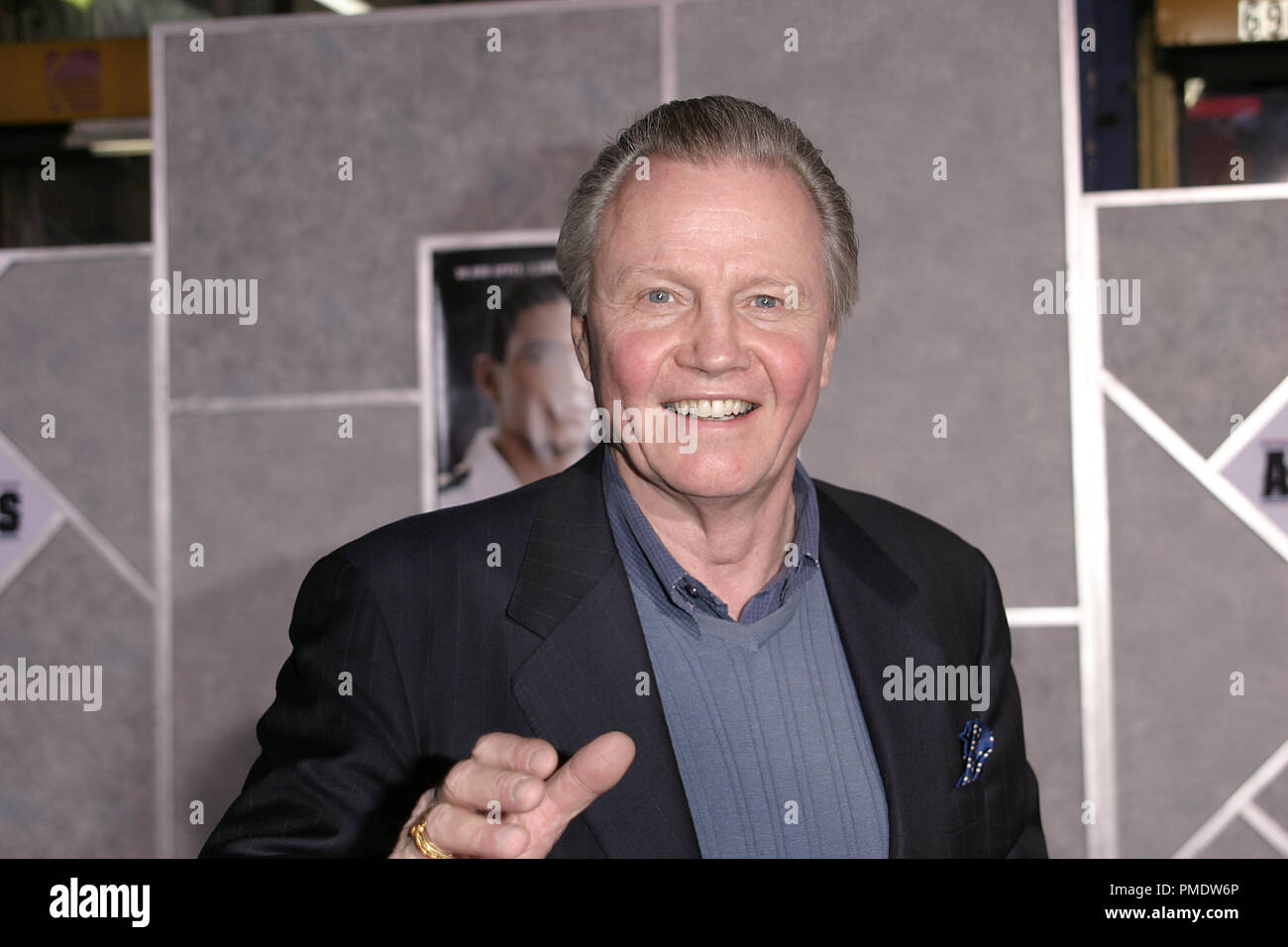 "Annapolis" (Premiere) Jon Voight 01-23-2006 / El Capitan Theater ...