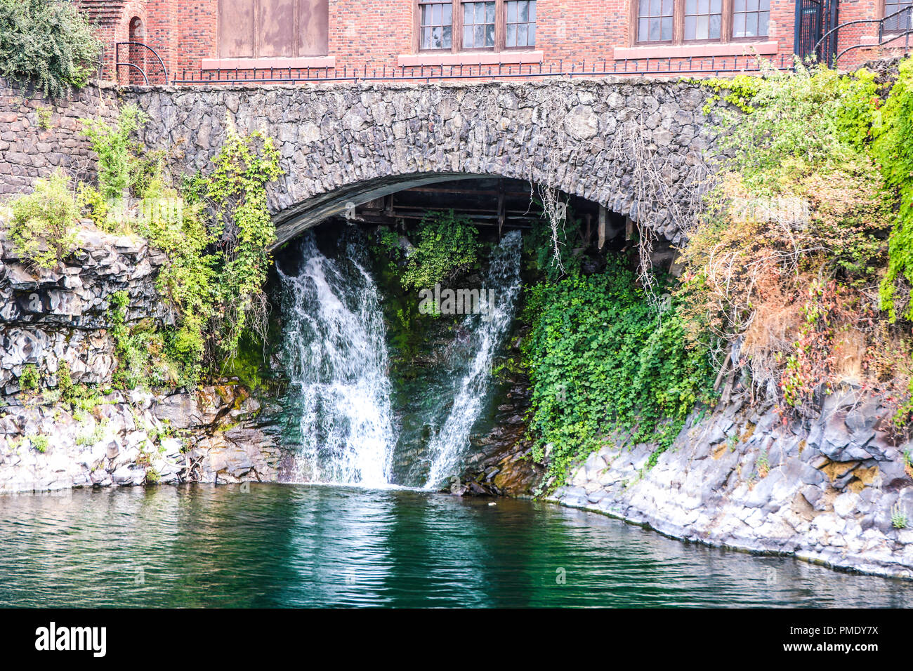Spokane falls hi-res stock photography and images - Alamy