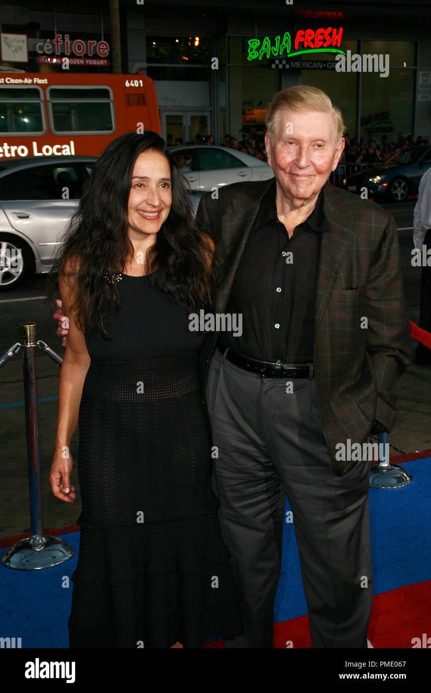 "Hot Rod" (Premiere) Paula Redstone, Sumner Redstone 7-26-2007 / Mann's ...