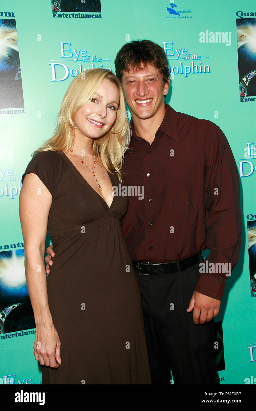 Eye of the Dolphin (Premiere) Elle Travis, Josh Feinman 8-21-2007 ...