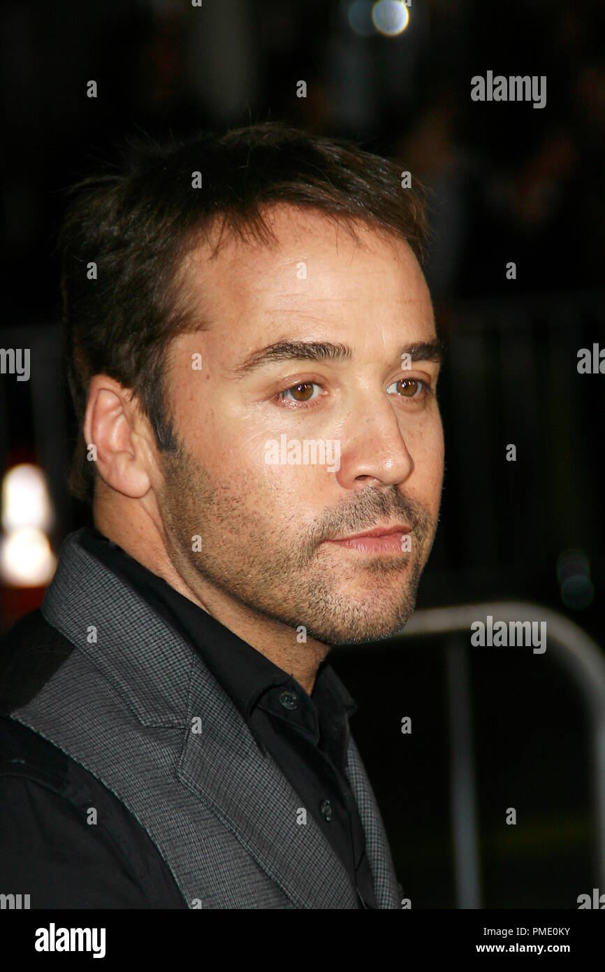 "The Kingdom" (Premiere) Jeremy Piven 9-17-2007 / Mann's Village ...