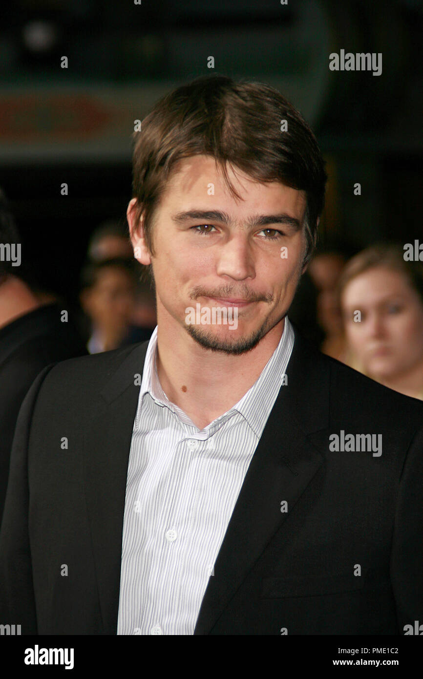 "30 Days of Night" (Premiere) Josh Hartnett 10-16-2007 / Grauman's ...