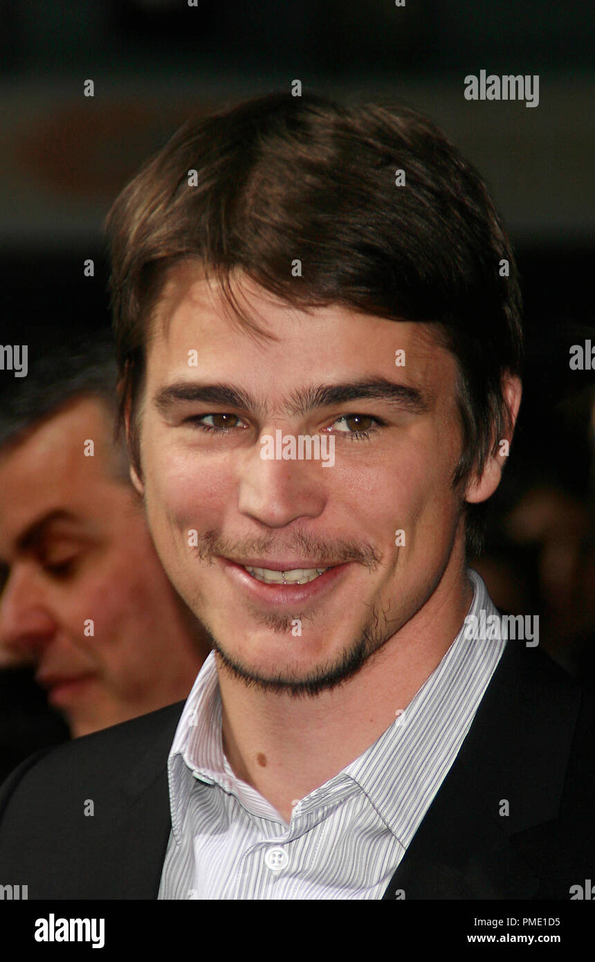"30 Days of Night" (Premiere) Josh Hartnett 10-16-2007 / Grauman's ...