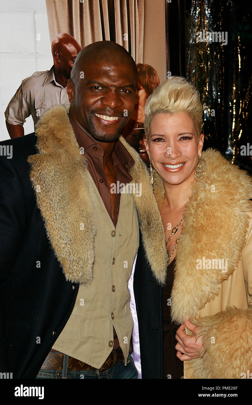 "Welcome Home Roscoe Jenkins" Premiere Terry Crews, Rebecca Crews 1-28 ...