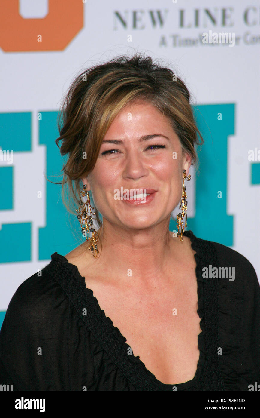 "Semi-Pro" Premiere Maura Tierney 2-19-2008 / Grauman's Chinese Theater ...