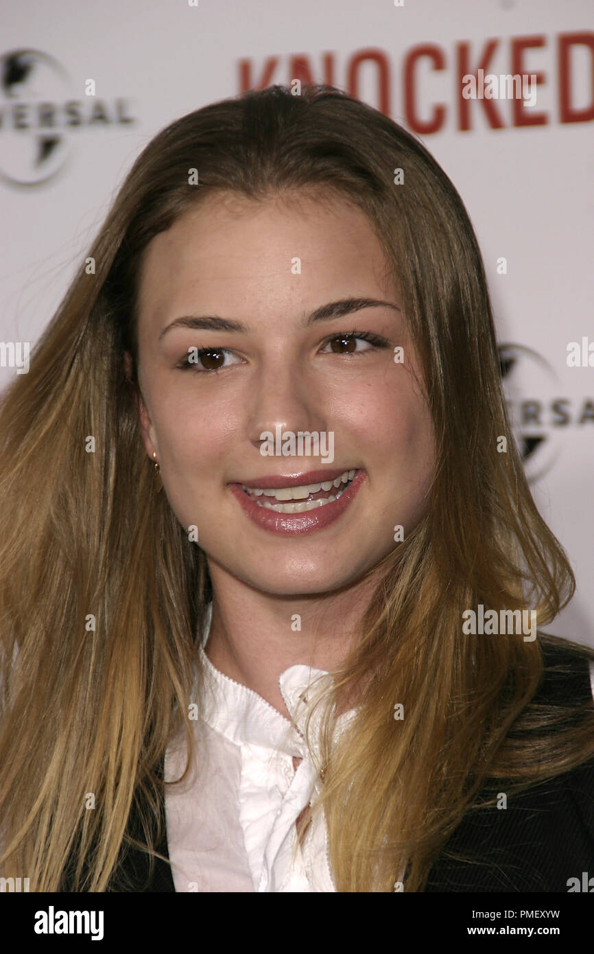 "Knocked Up" (Premiere) Emily VanCamp 5-21-2007 / Mann's Village ...