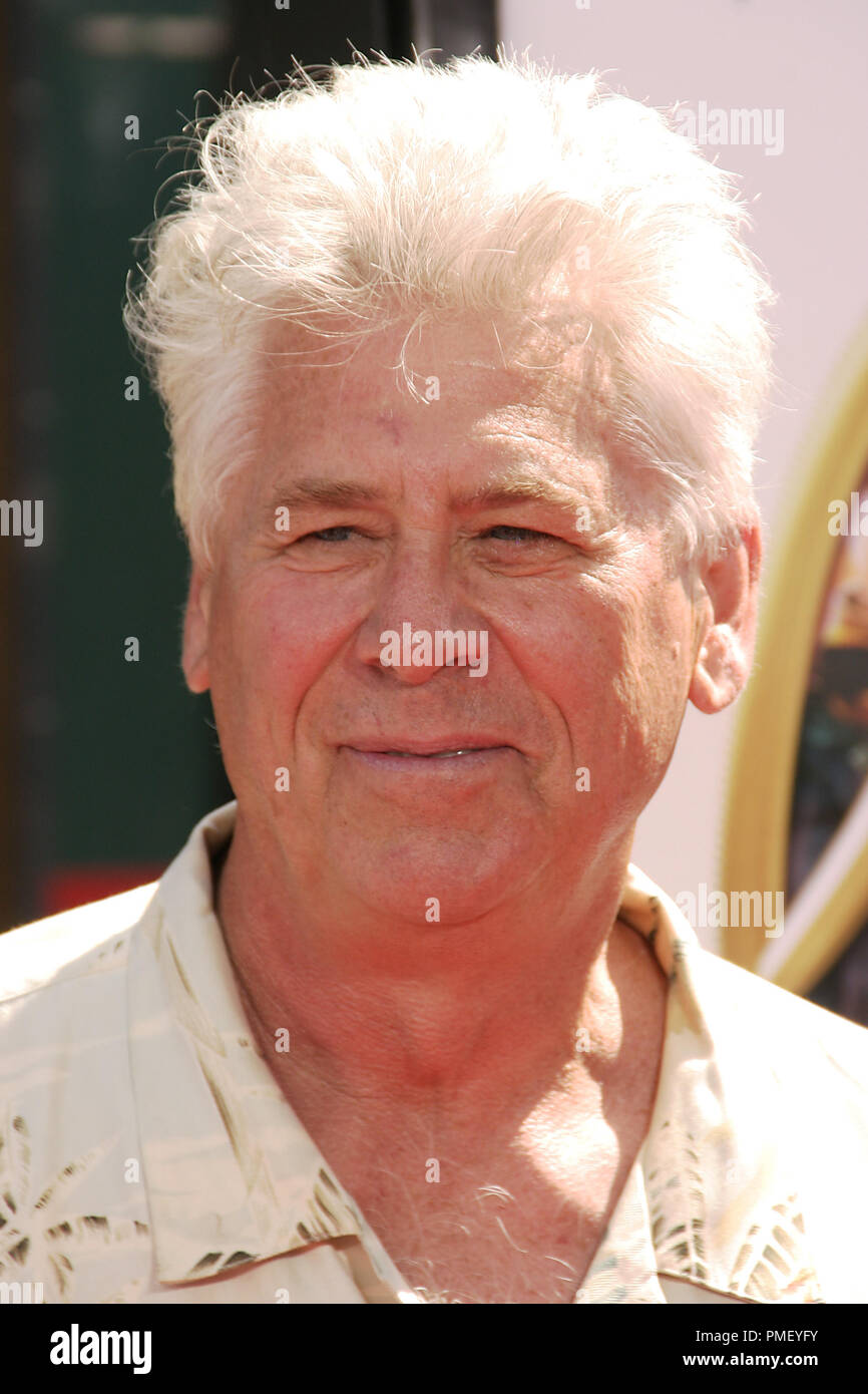 "Nancy Drew" (Premiere) Barry Bostwick 6-9-2007 / Grauman's Chinese ...