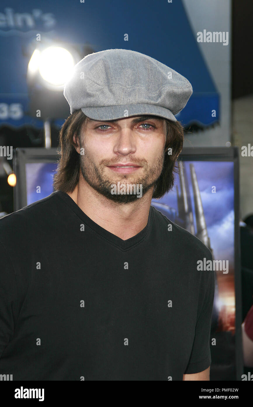 "Transformers" (Premiere) Scott Elrod 6-27-2007 / Mann's Village ...