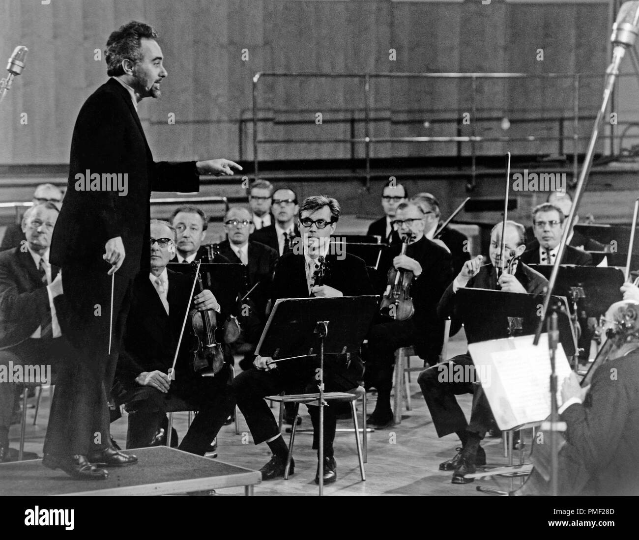 Der ungarische Dirigent Istavn Kertesz, Deutschland 1970. Hungarian ...