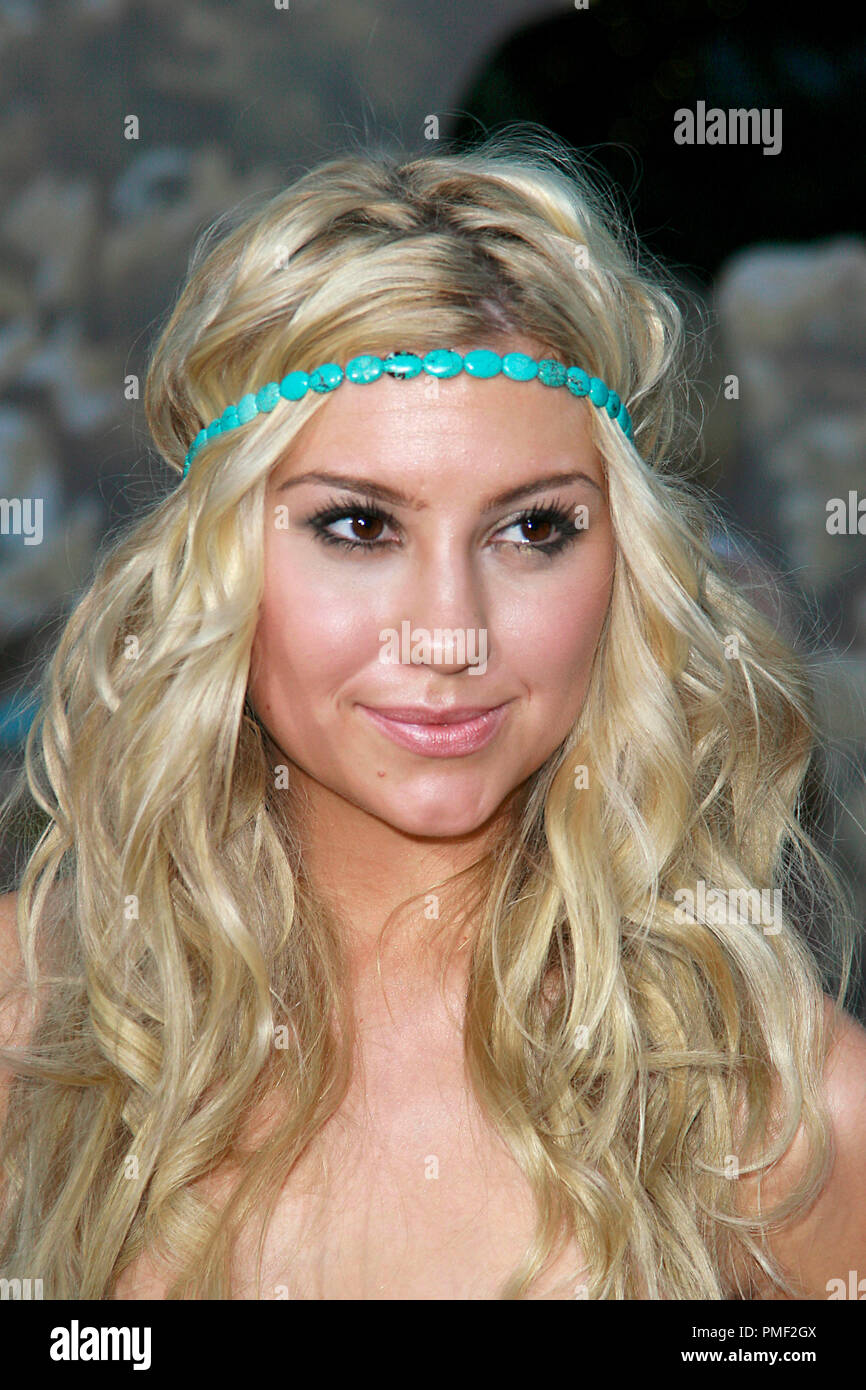 "Wall-E" Premiere Chelsea Staub 6-21-2008 / Greek Theatre / Los Angeles ...