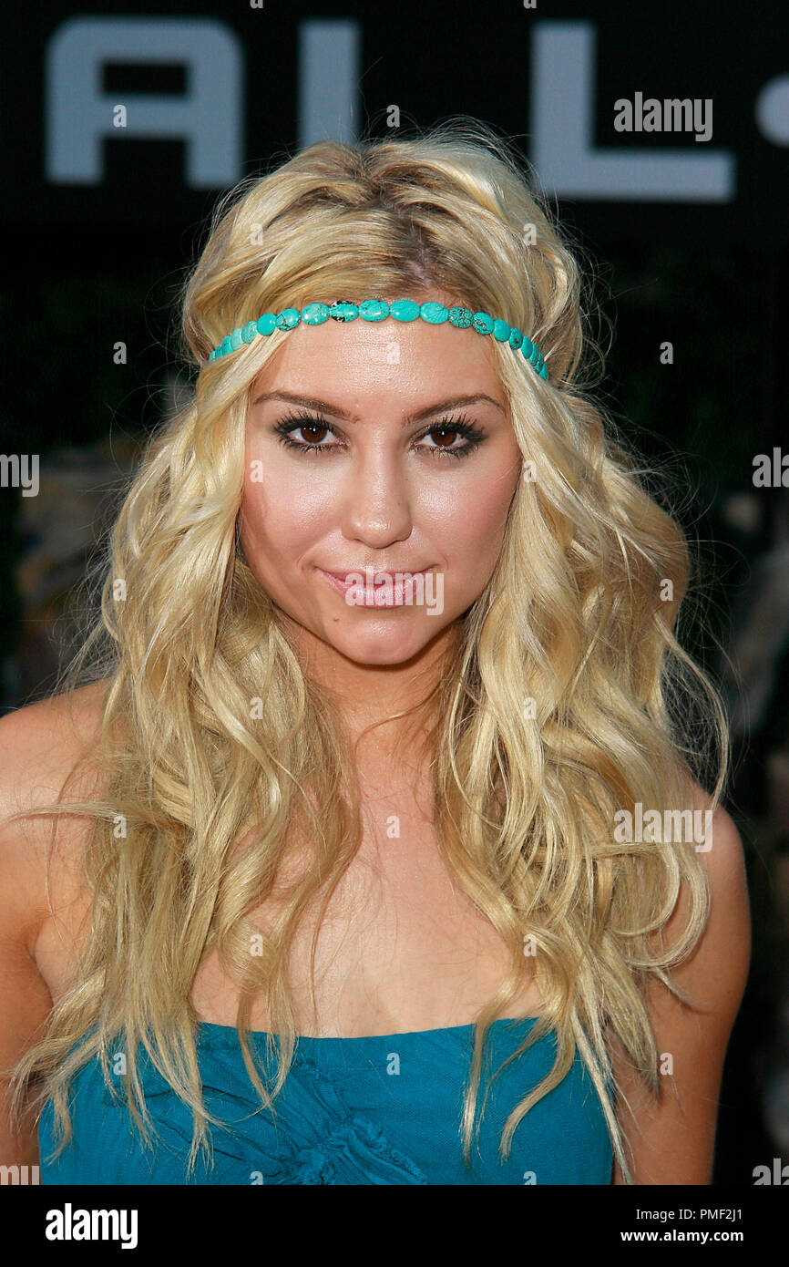 Chelsea Staub And Miley Cyrus