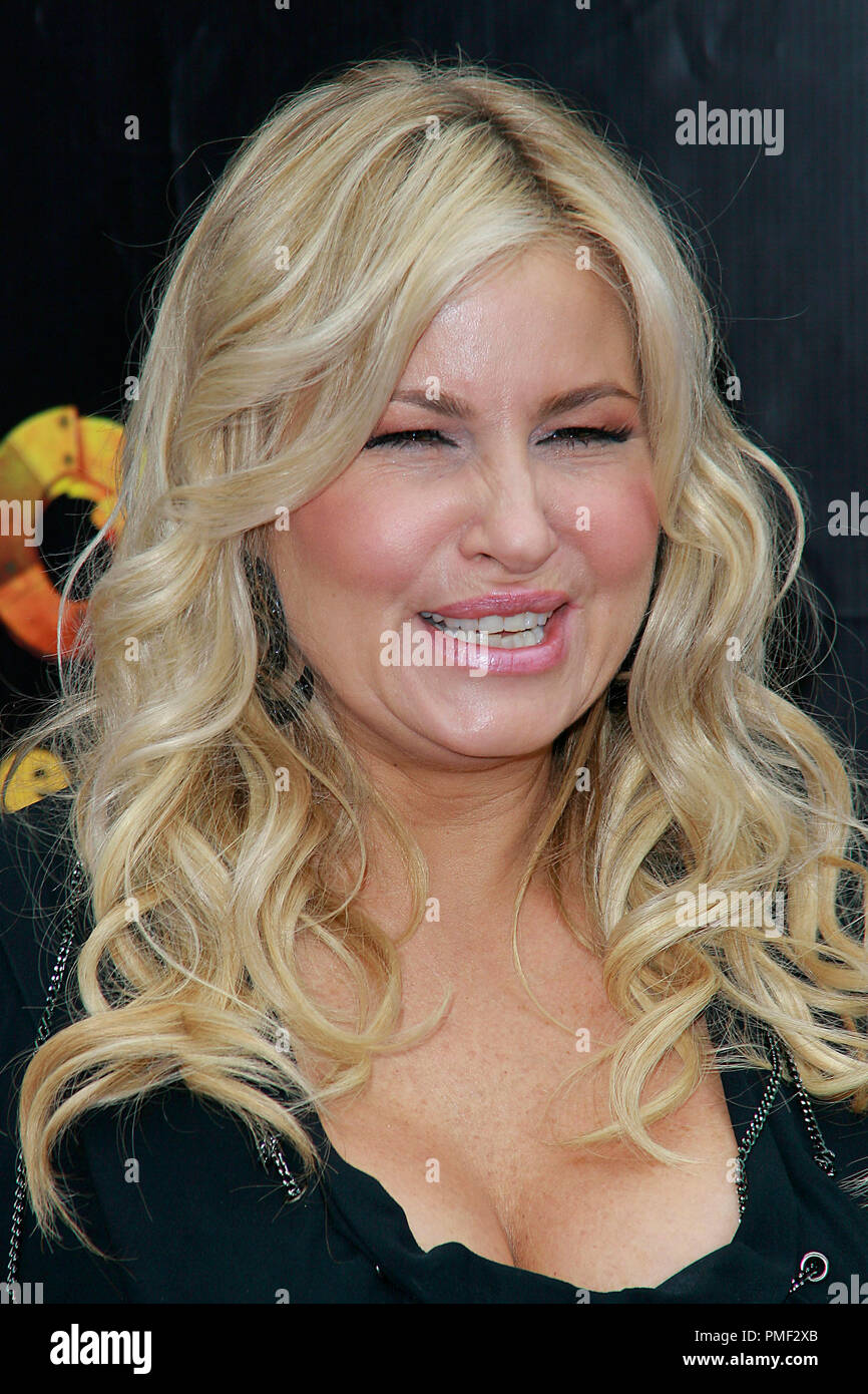 "Igor" Premiere Jennifer Coolidge 9-13-2008 / Grauman's Chinese Theater ...