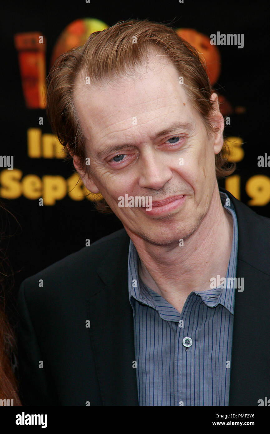 Igor Premiere Steve Buscemi 9-13-2008 / Grauman's Chinese Theater ...