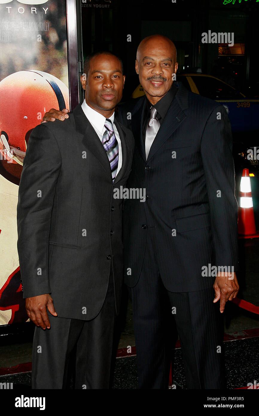 "The Express" Premiere Darrin Dewitt Henson 9-25-2008 / Grauman's ...