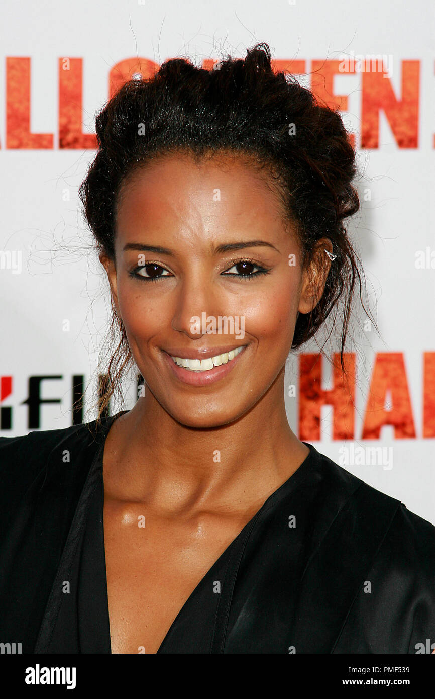 Ella Thomas at the Premiere of Dimension Films' "Halloween 2". Arrivals ...