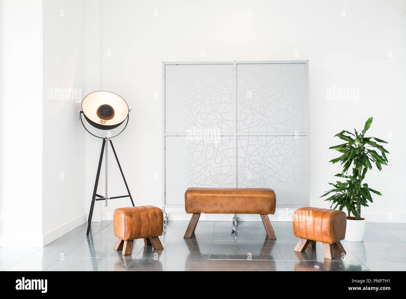 Minimalist neutral office space Stock Photo - Alamy