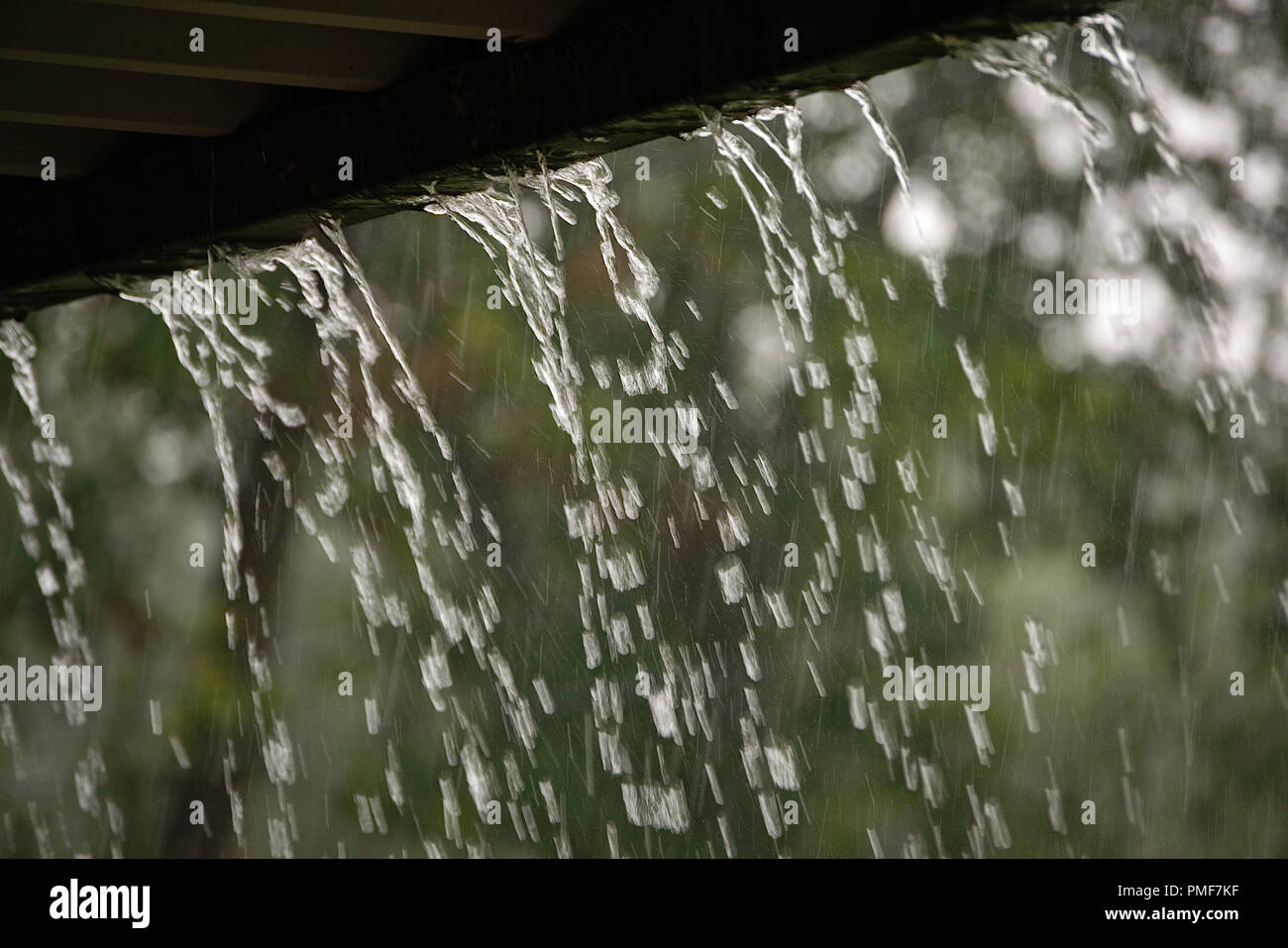 Rain roof porch hi-res stock photography and images - Alamy