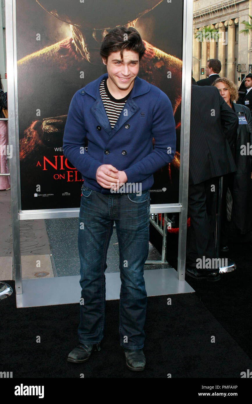 Logan Huffman at the World Premiere of New Line Cinema and Platinum ...