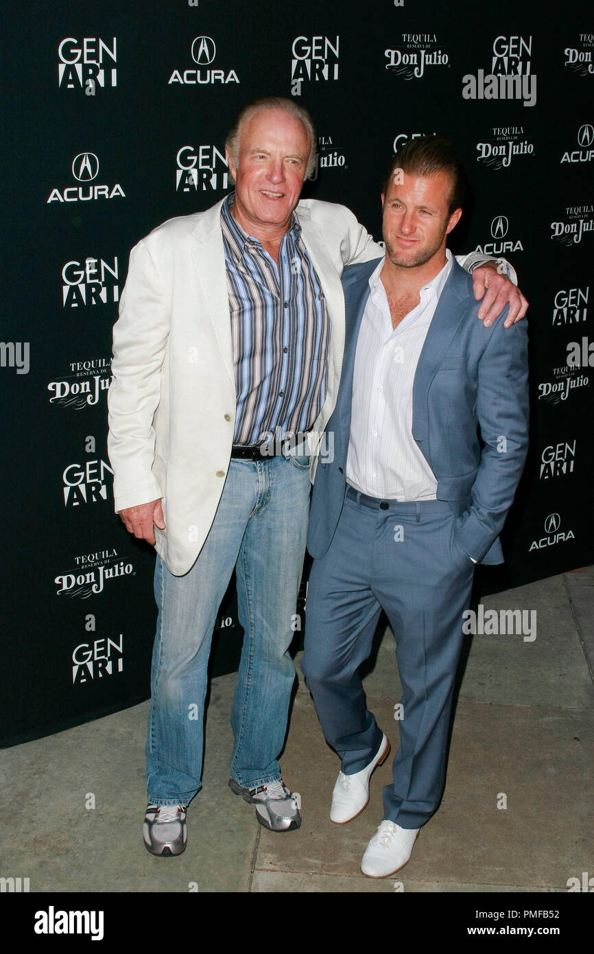 Scott caan and father hi-res stock photography and images - Alamy