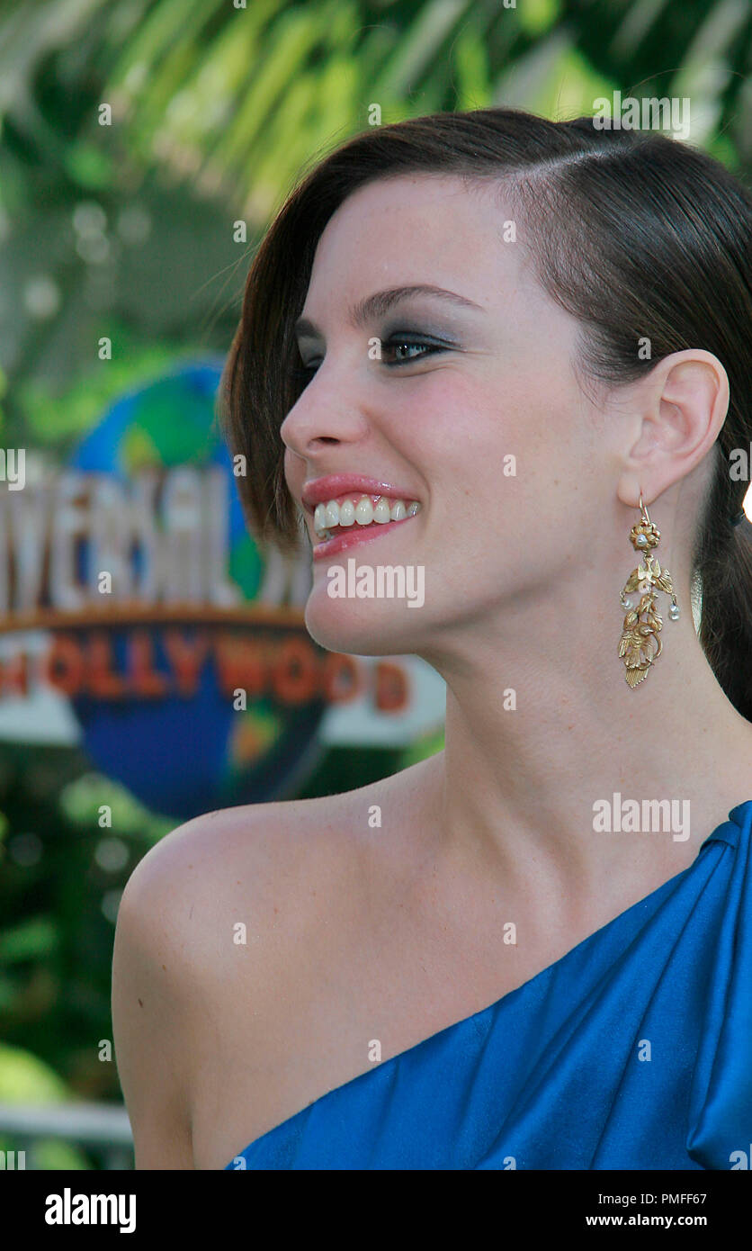 The Incredible Hulk Premiere Liv Tyler 6-8-2008 / Universal CityWalk ...