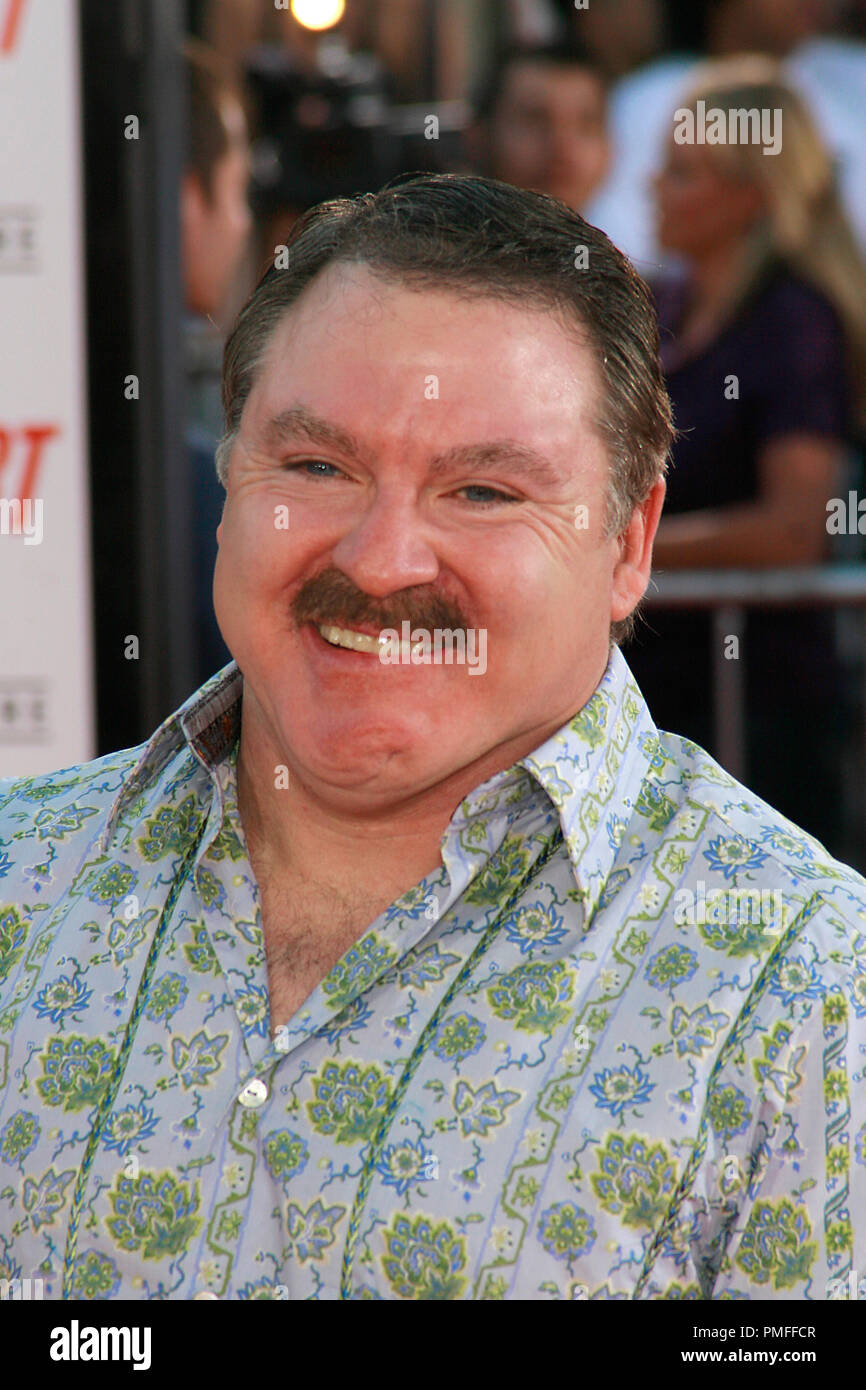 Get Smart Premiere James Van Praagh 6-16-2008 / Mann Village Theatre ...