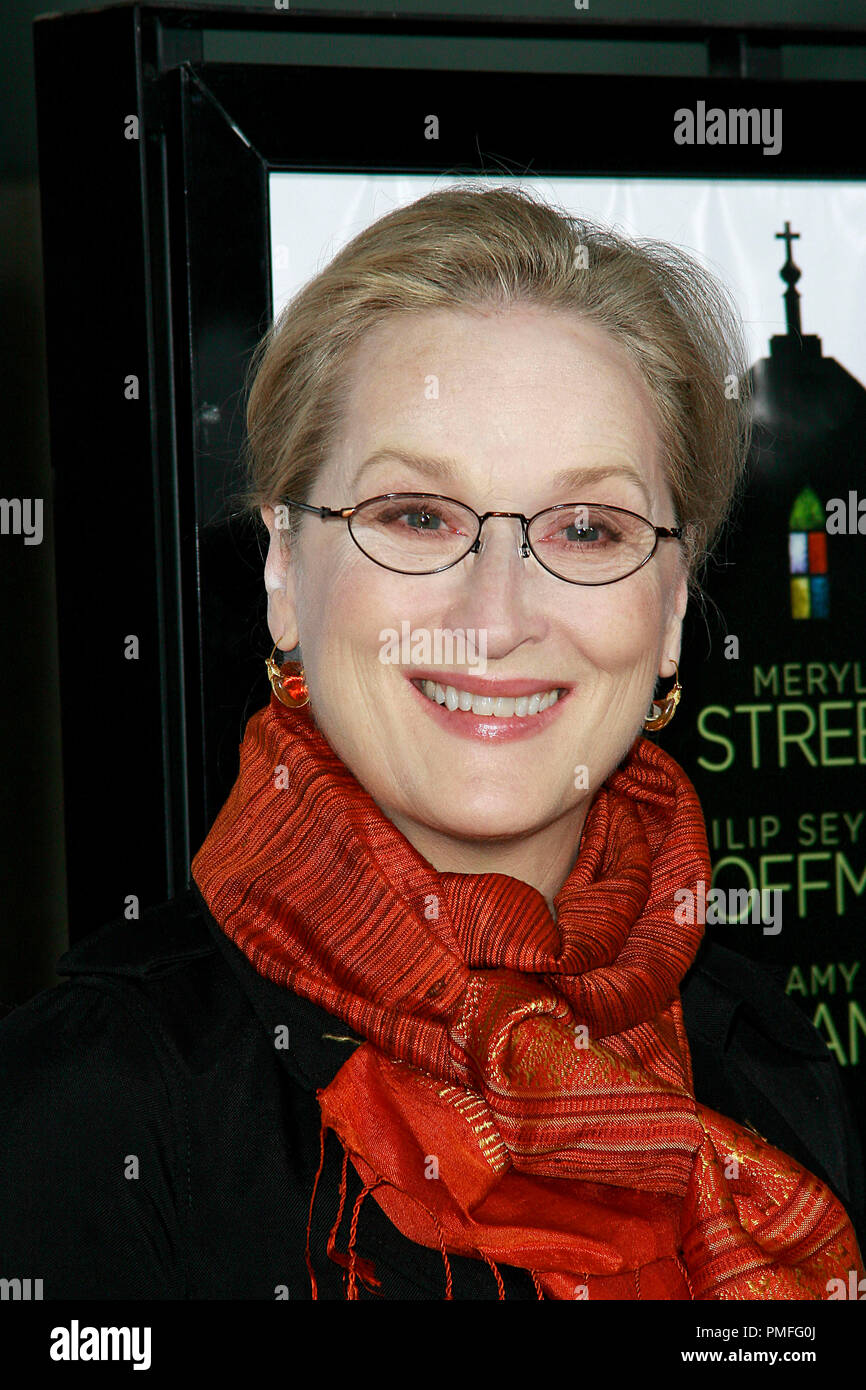 Doubt Premiere Meryl Streep 10-30-2008 / ArcLight Theater / Hollywood ...