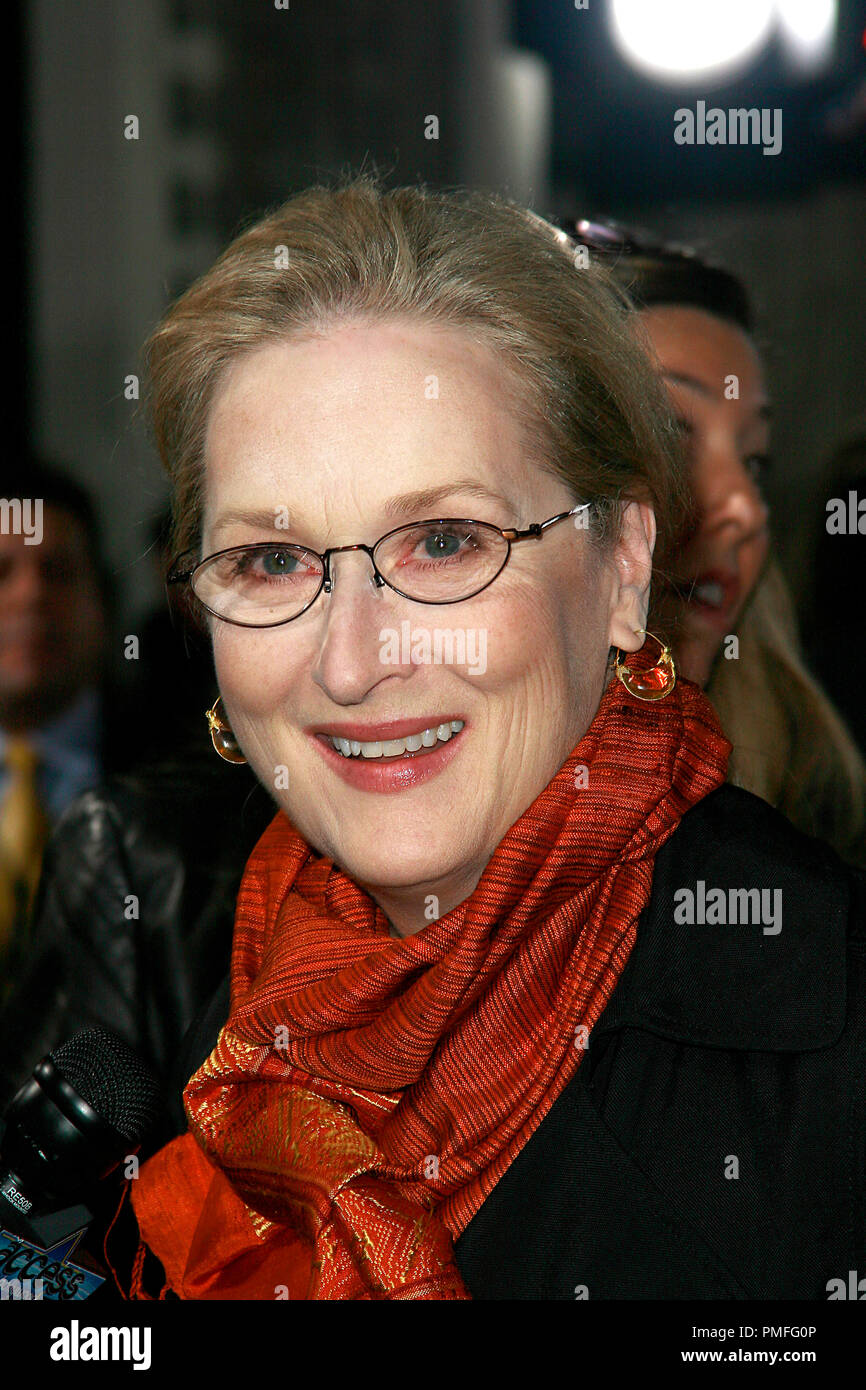 Doubt Premiere Meryl Streep 10-30-2008 / ArcLight Theater / Hollywood ...