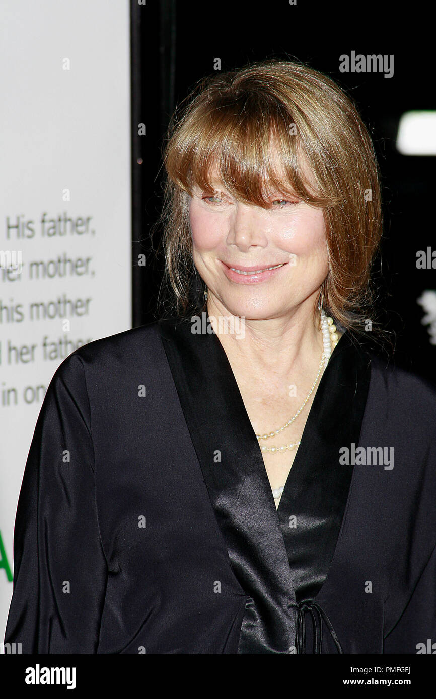"Four Christmases" Premiere Sissy Spacek 11-20-2008 / Grauman's Chinese ...