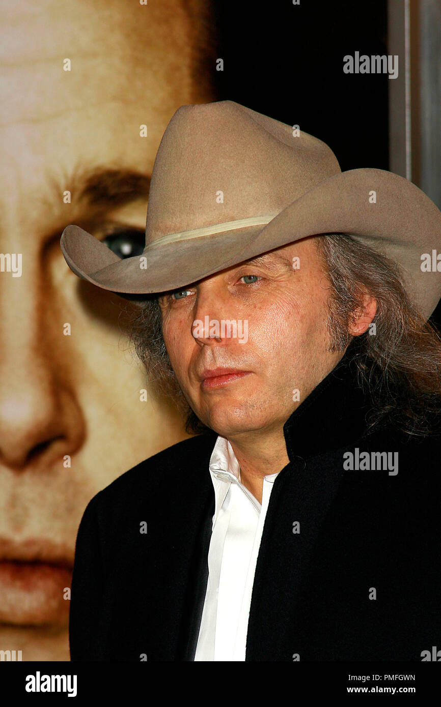 "The Curious Case of Benjamin Button" Premiere Dwight Yoakam 12-8-2008 ...