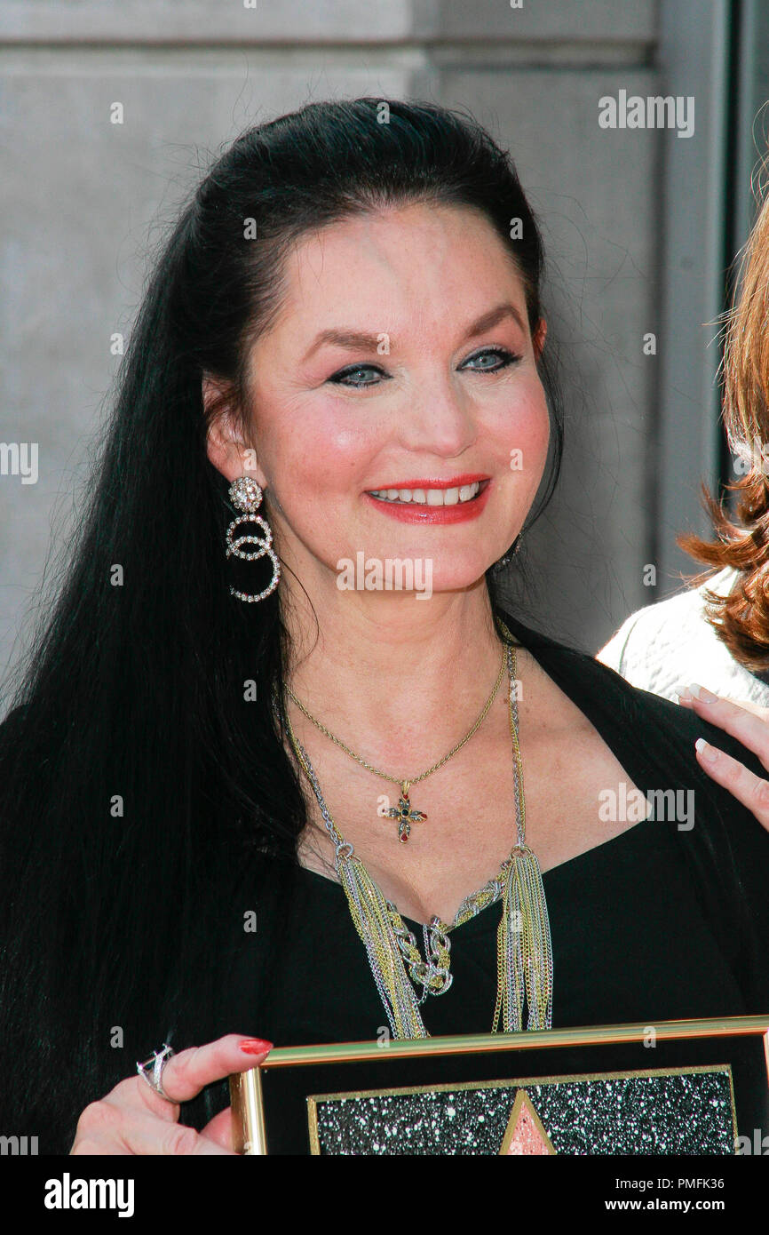 Crystal Gayle at the Hollywood Chamber of Commerce ceremony to honor ...