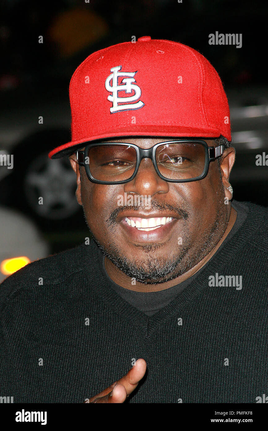 Cedric the Entertainer at the Premiere of Overture Films' "Law Abiding ...